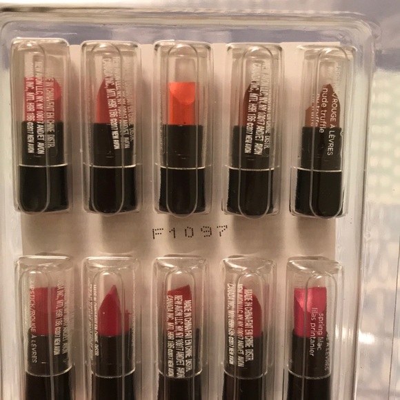 Avon | Makeup | 2 Lipstick Samples | Poshmark